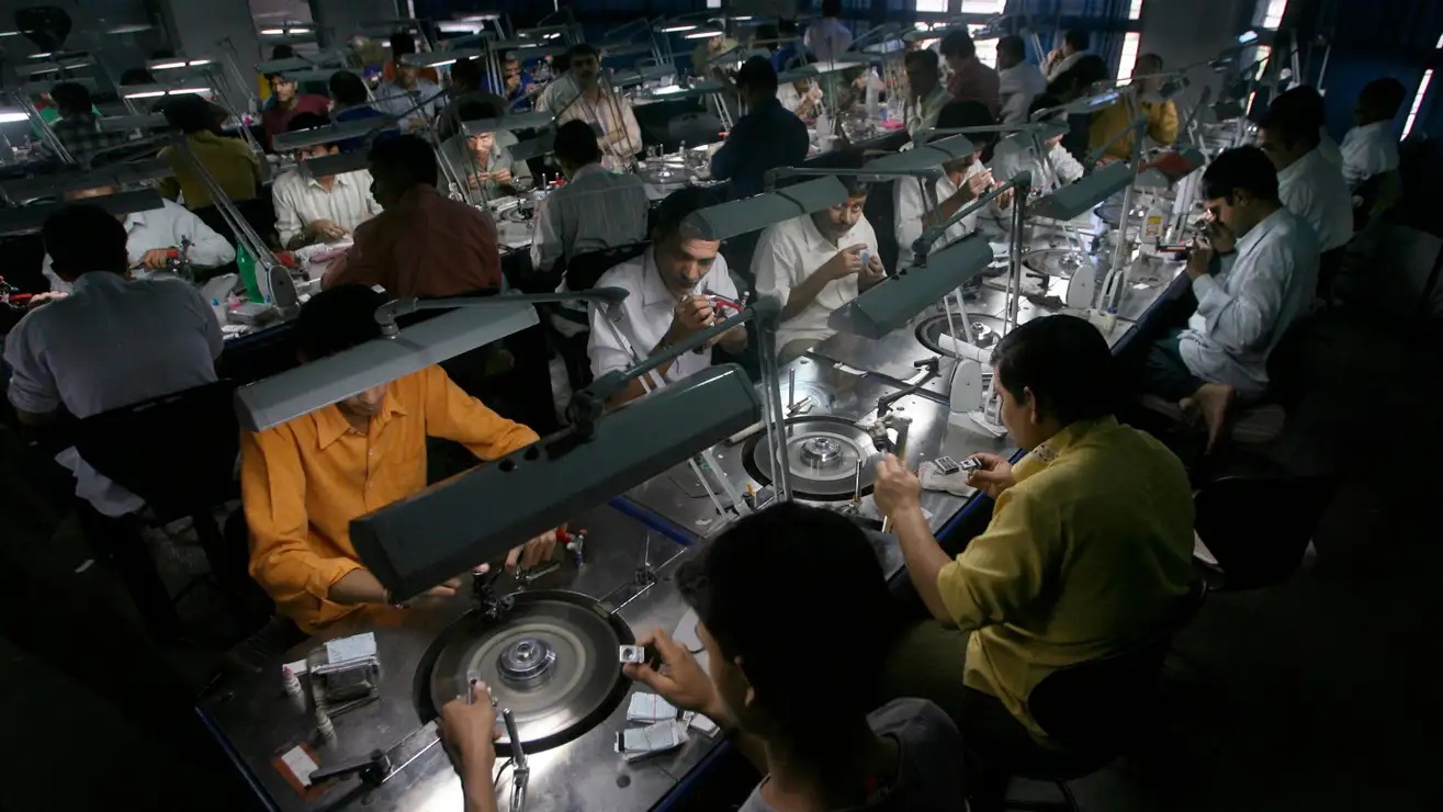 The world’s largest office building is filled with diamonds