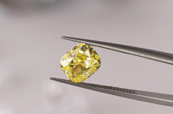 Fancy Color Diamond Prices: First Drop in Almost Four Years